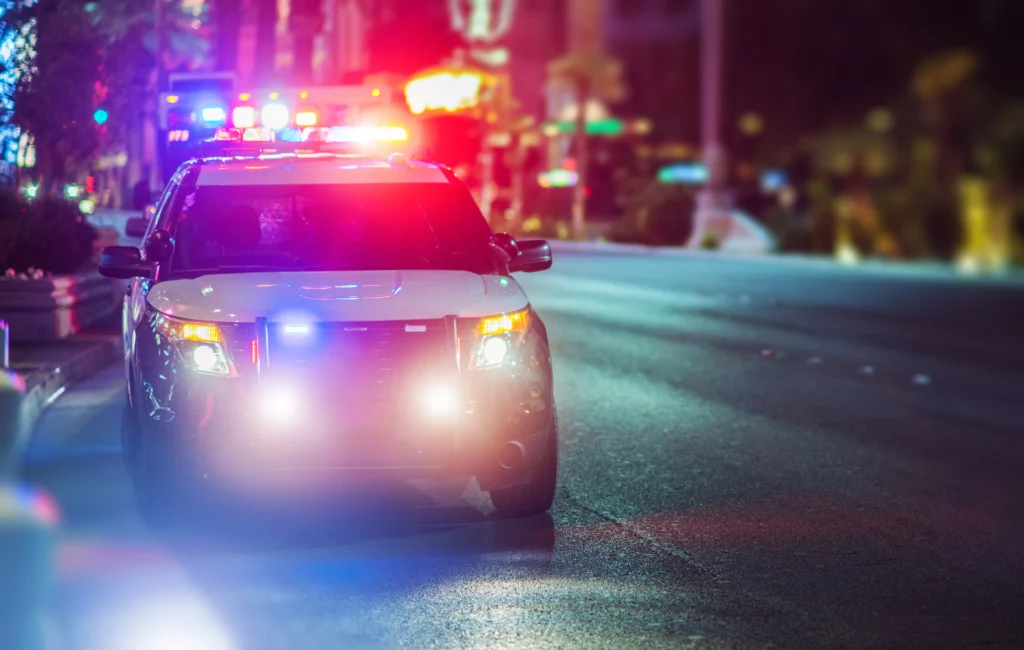 Blue Alert: Memphis Officer Shot, Suspect on the Run - trendsfocus